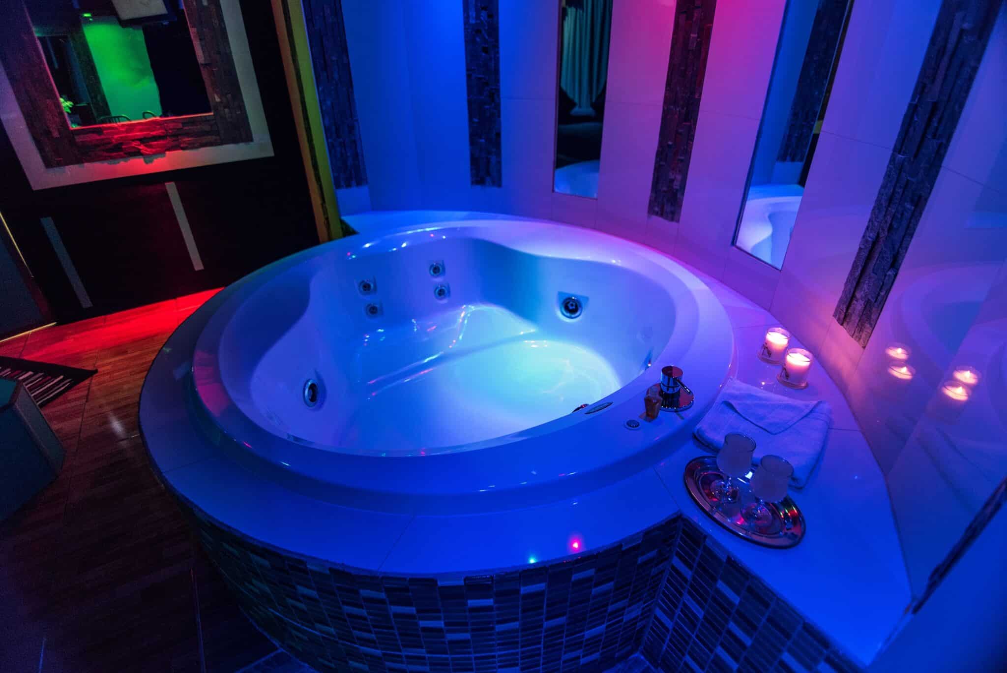 【3 Razones: El Mejor Motel con Jacuzzi de santiago